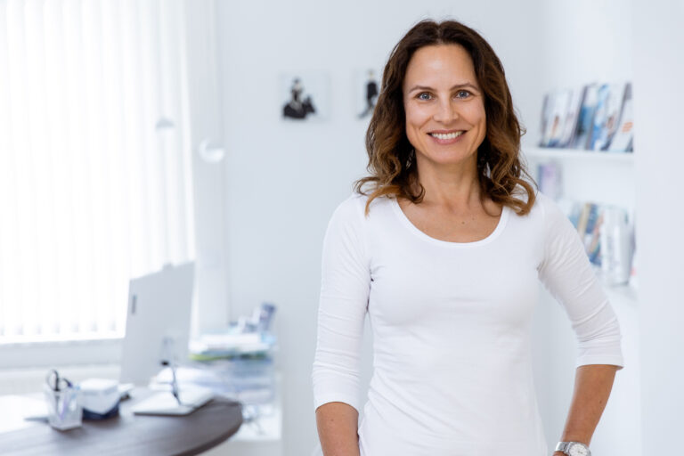 Dr. Barbara Gruber - Home